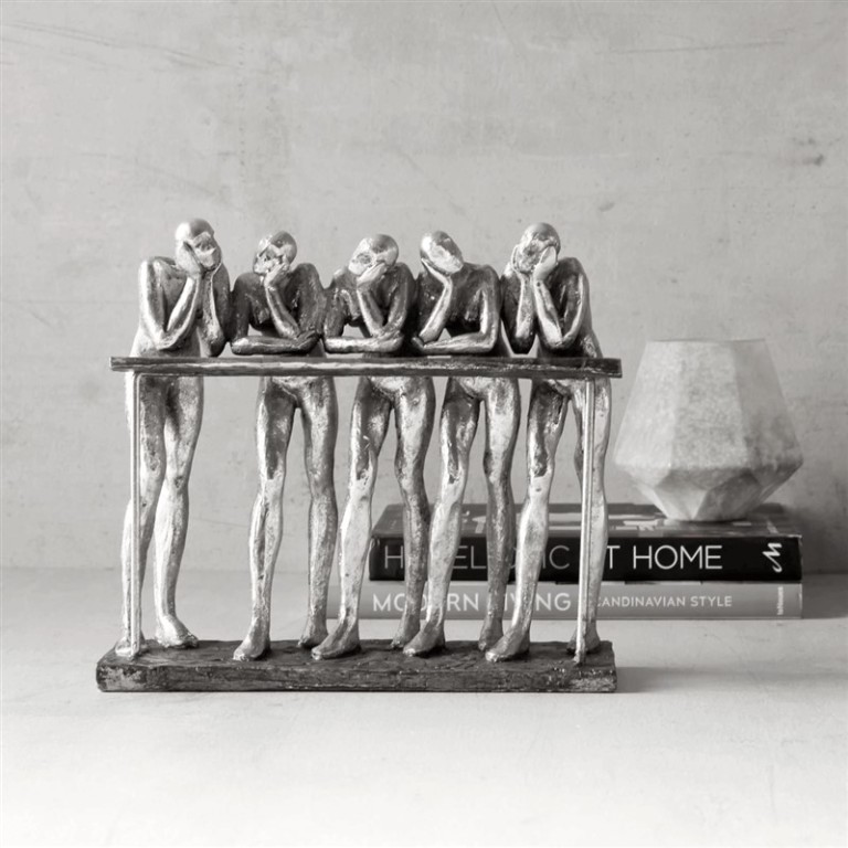 Five Wise Men in Contemplation Sculpture - Instadeco